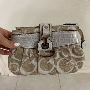 Guess Bags | 1981 Clutch Wallet Nwt | Poshmark